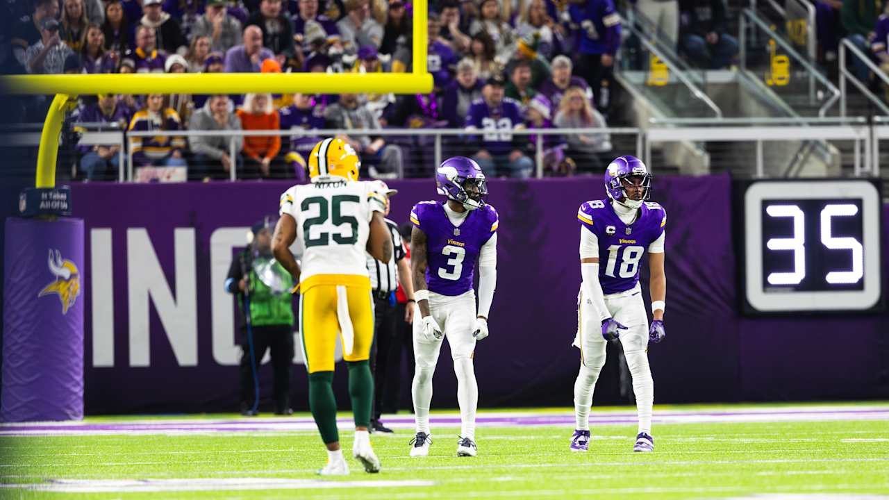 Vikings 2026 Schedule Preview: Packers, Bears, Buccaneers, Dolphins ...