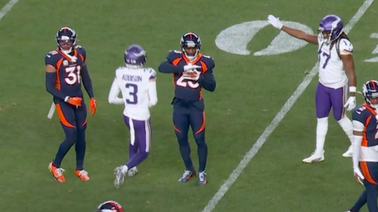 Dobbs Steps Up and Finds Addison For 17 Yards