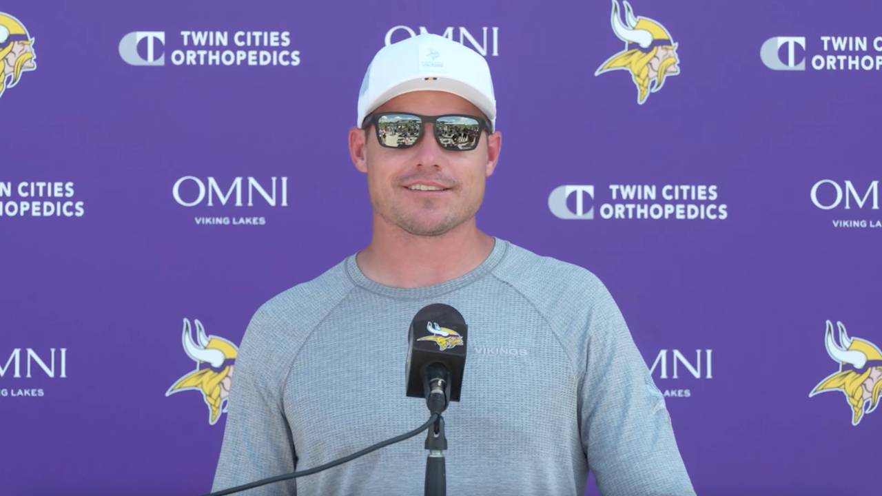 Kevin O'Connell Talks Joshua Metellus Contract Extension & His ...