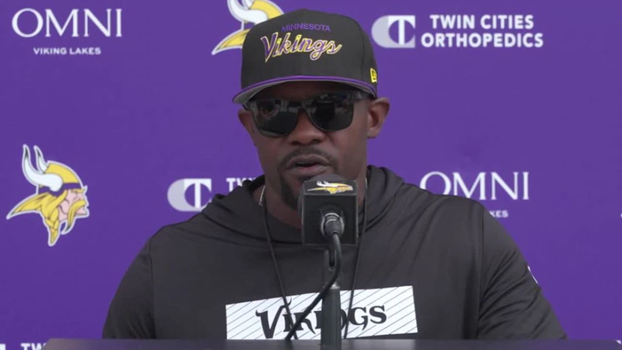 Brian Flores on Mekhi Blackmon's Return From Injury, Jonathan Greenard ...