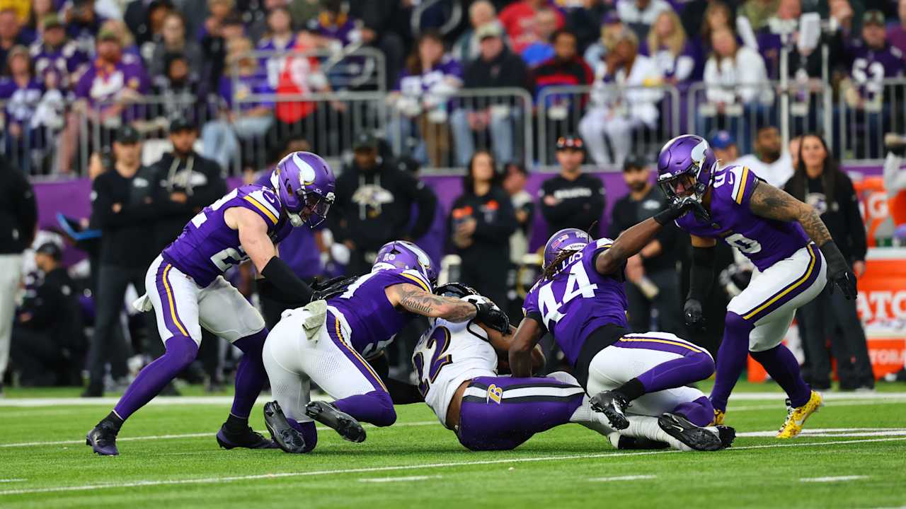 Vikings Defense Contains Ravens, but Takeaways Remain Elusive