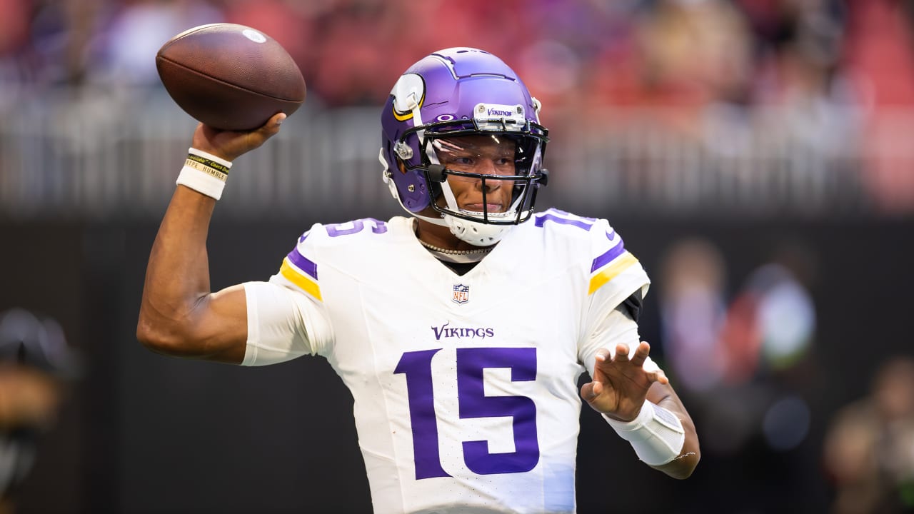 O’Connell: Joshua Dobbs to Start for Vikings at Raiders