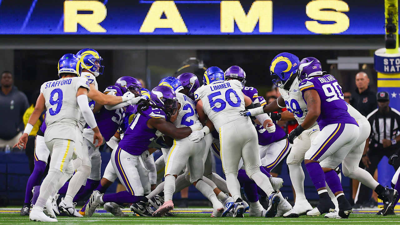 Vikings Defense Records Pick but No Sacks of Matthew Stafford