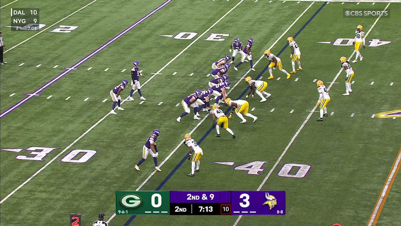 Justin Jefferson Surpasses 1,000-Yard Mark For 2025 Season In Week 18