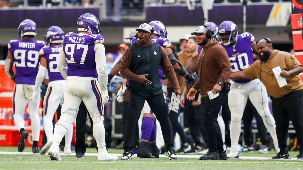 ESPN Takes Deep Dive on Brian Flores’ Innovations with Vikings Defense