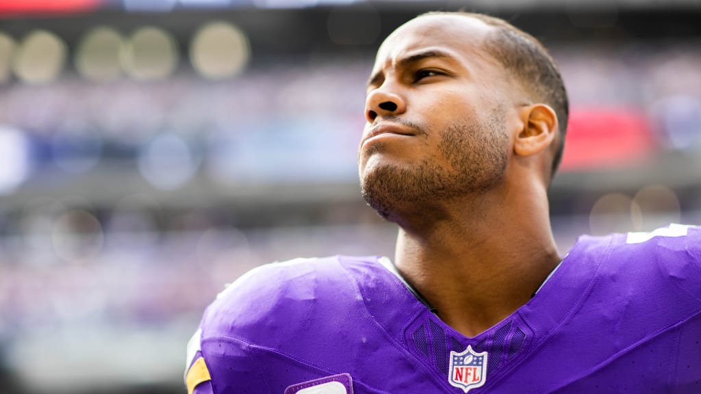 Jordan Hicks Recounts Potentially Devastating Injury I m Thankful Blessed