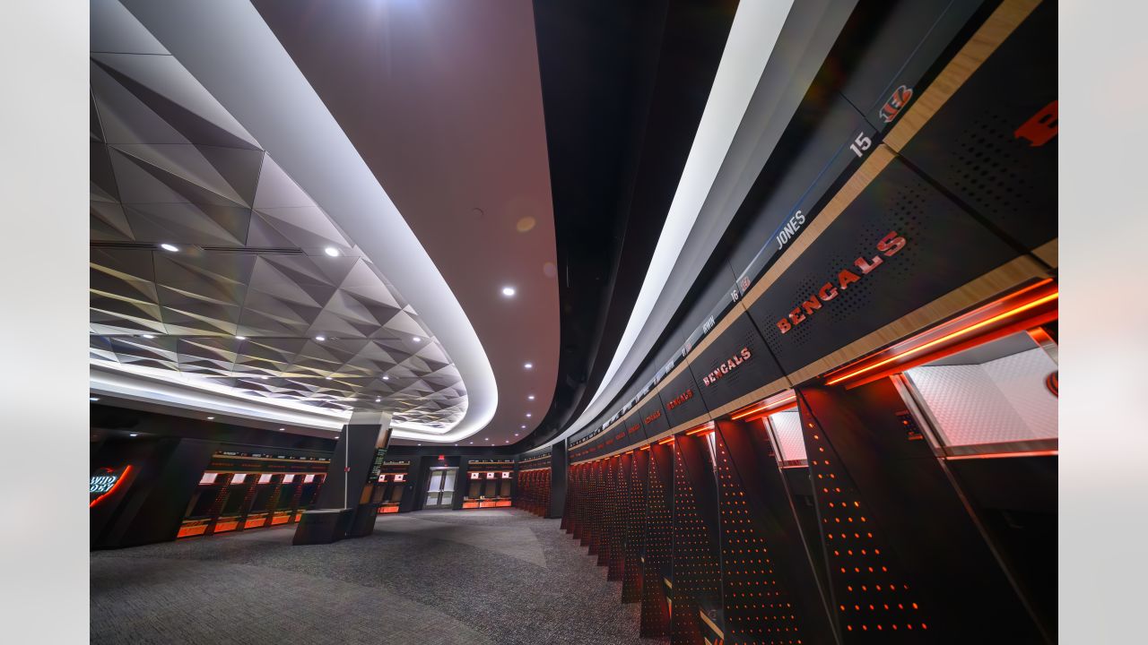 Locker Room USF Football Unveils New $3 Million Locker Room