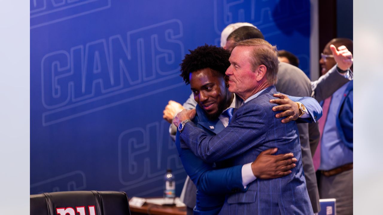 Giants.com- Behind the Scenes of the NYG draft room | Big Blue Interactive