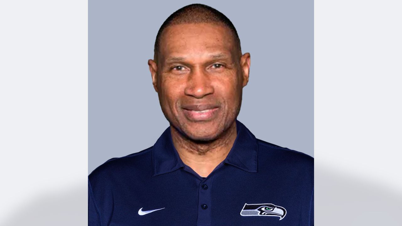 Exploring what role Dre'Mont Jones could have in Mike Macdonald's ...