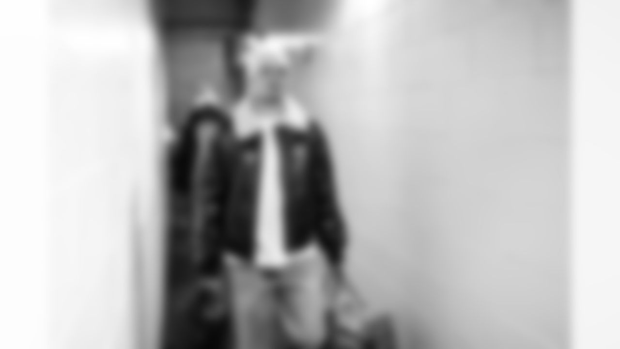 Browns Arrive for Gameday vs. Bears for 2025 Week 15